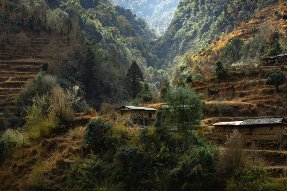 Remote Nepal – landscapes – AdvAnywhere