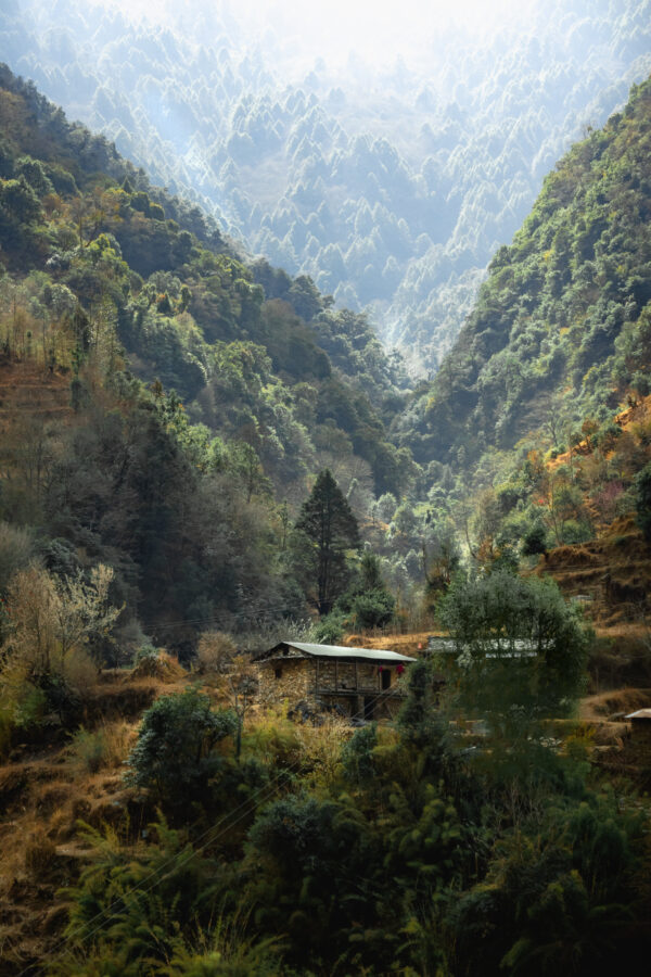 Remote Nepal – landscapes – AdvAnywhere